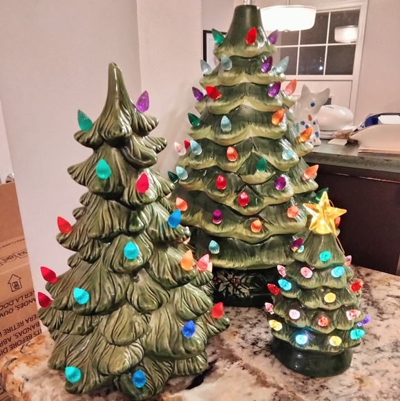 Vintage | Holiday | Vintage Holland Mold Lightup Christmas Tree | Poshmark